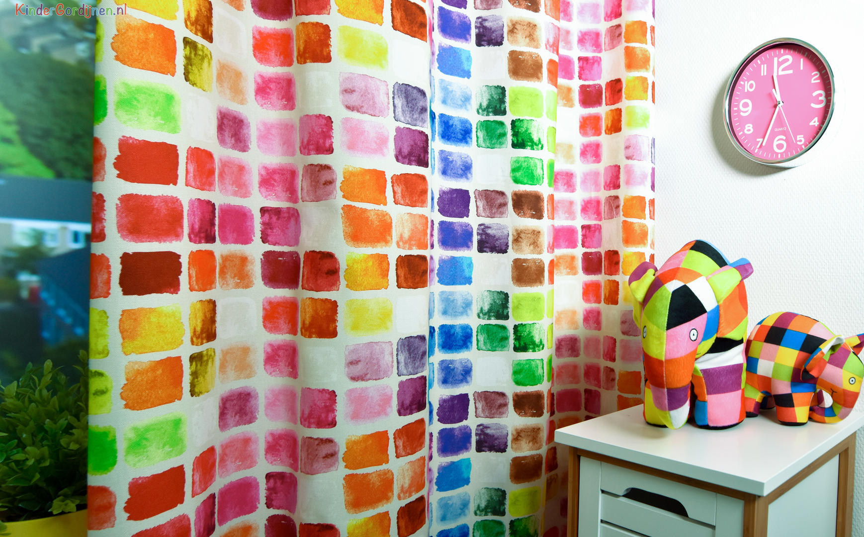 Colored Blocks | Stap in de kleurrijke wereld van het gordijn Colored ...